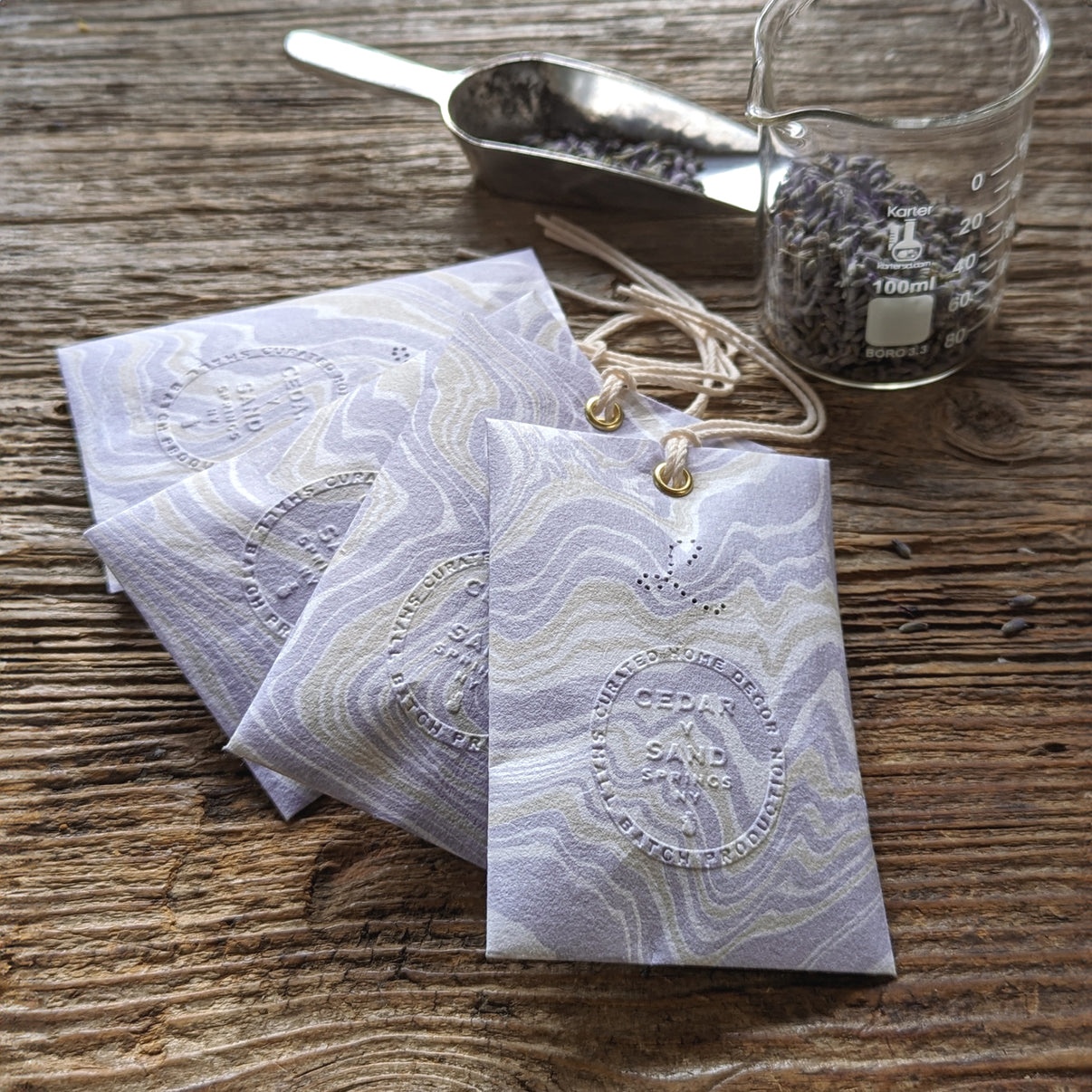 Suminagashi Lavender Sachets – CEDAR Y SAND